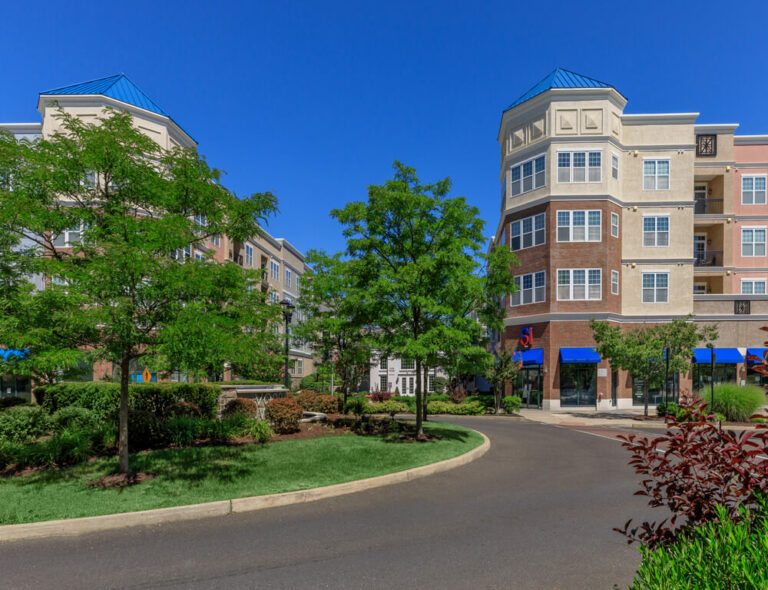 Photos of Apartments & Amenities | Foster Square